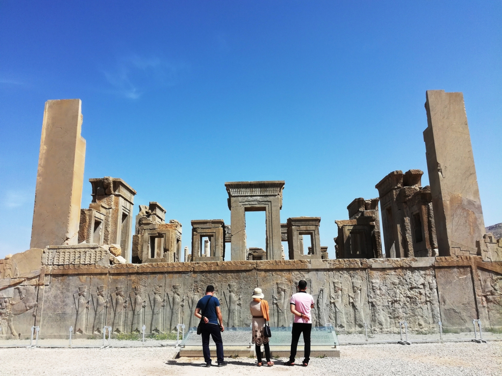 Širaz - Otkrivanje Persije - Art in VR